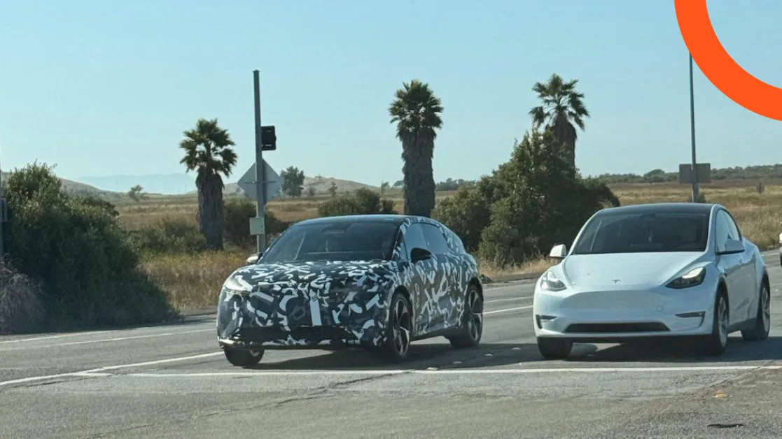 Lucid tests Cosmos in Saudi Arabia, one of its cheapest cars | Syarah Guide